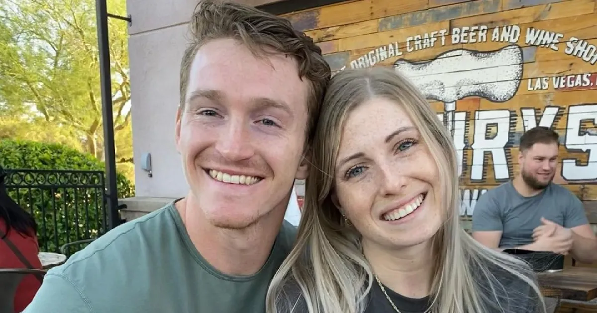 💥🔥The tragedy of the beautiful couple Logan Brown and Michelle Petty in ...